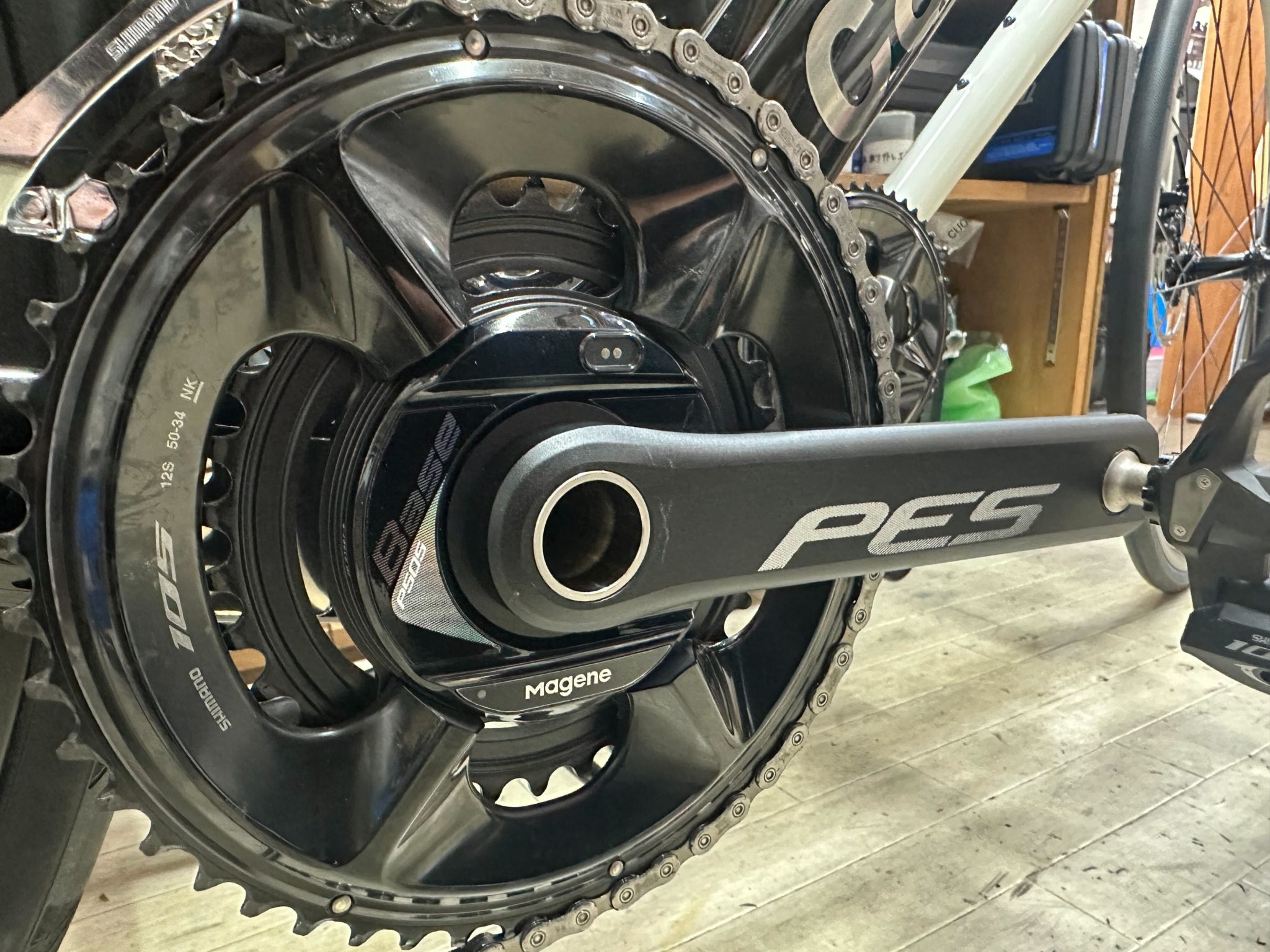 MAGENE PES P505 パワーメーターを取り付けいたしました！ | スポーツバイクファクトリースズキ 北浦和店